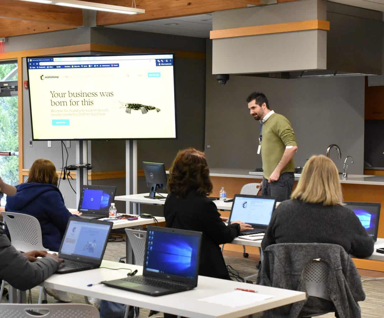 Pump Up Your Digital Skills This Month with CALS Virtual Classes ...