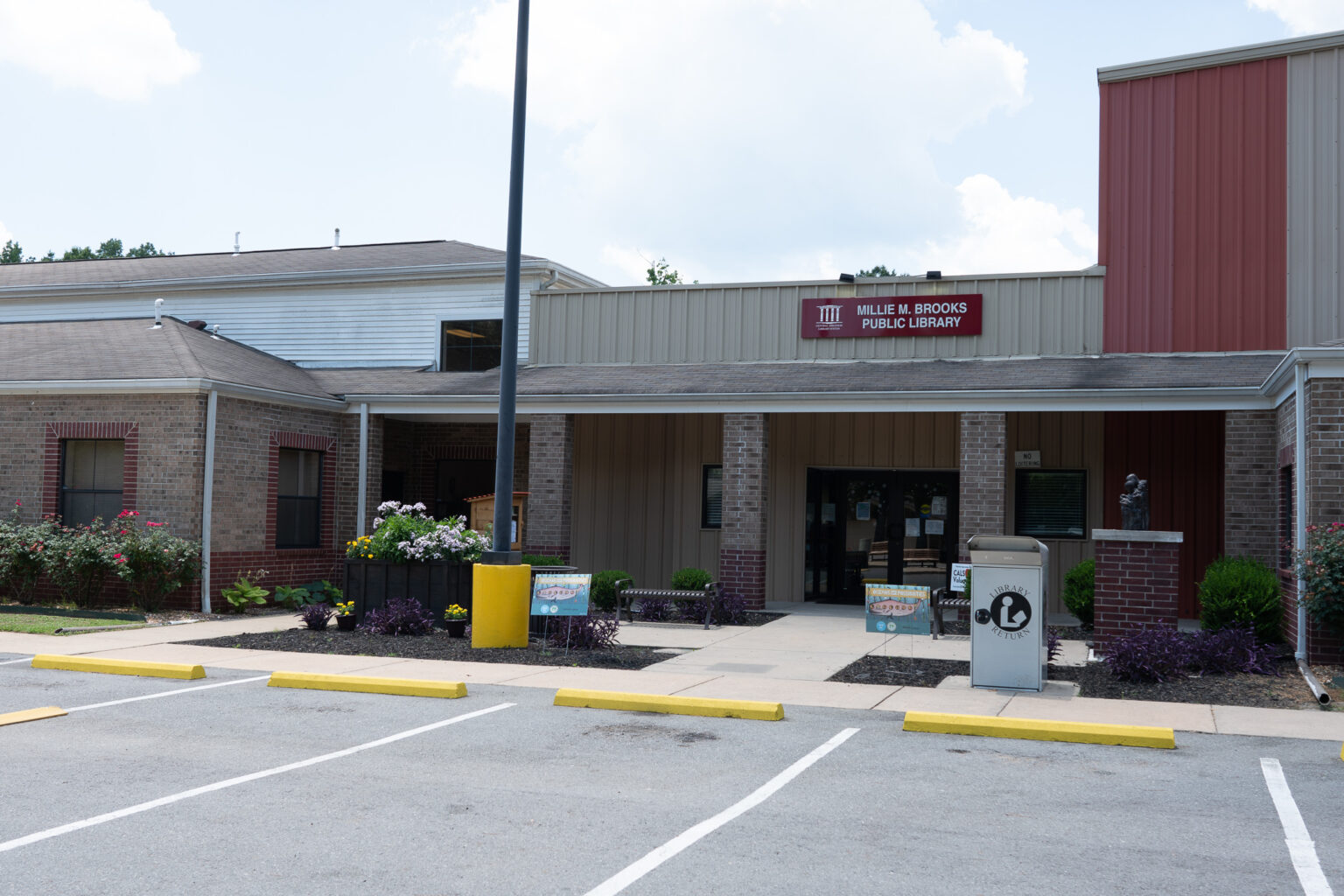 Hours and Locations – Central Arkansas Library System